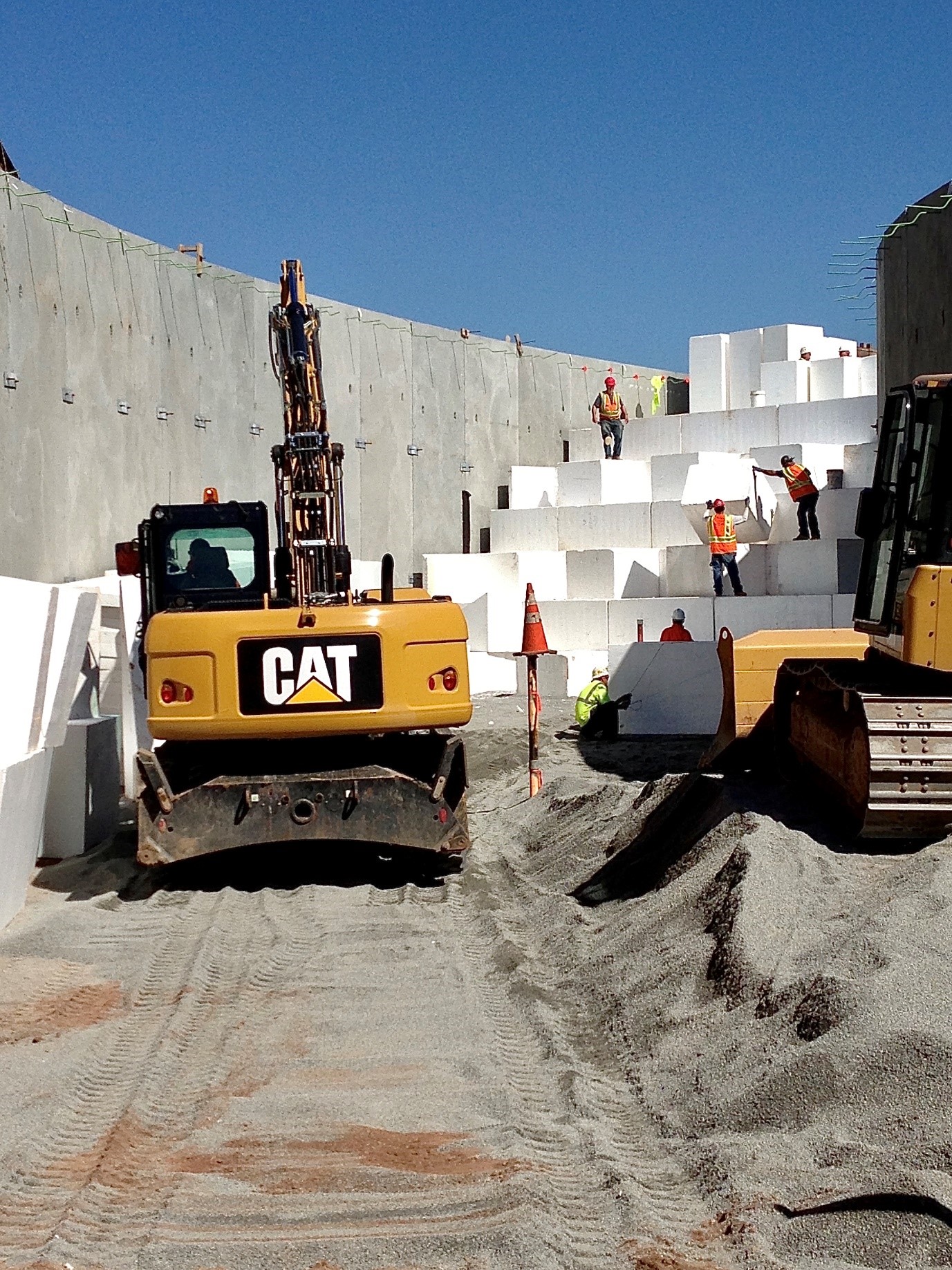 How Is Geofoam Used in Concrete Construction? - Poly Molding